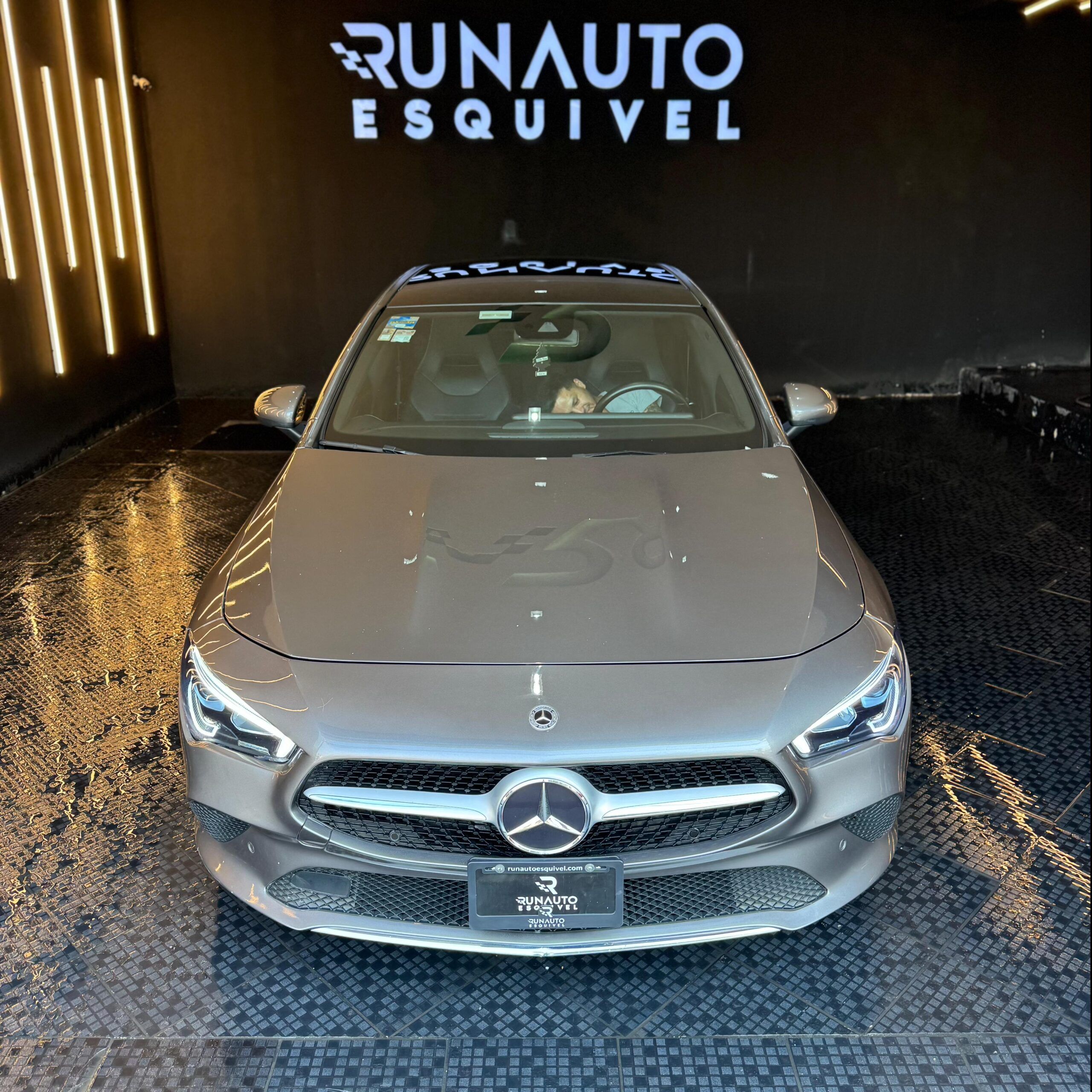 Mercedes Benz CLA 200 Progressive 2022 Gris (A-CN0130) | RunAuto Esquivel®